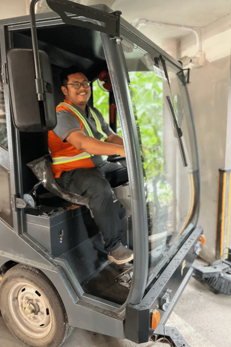 Office Cleaning in SG | Commercial & Industrial